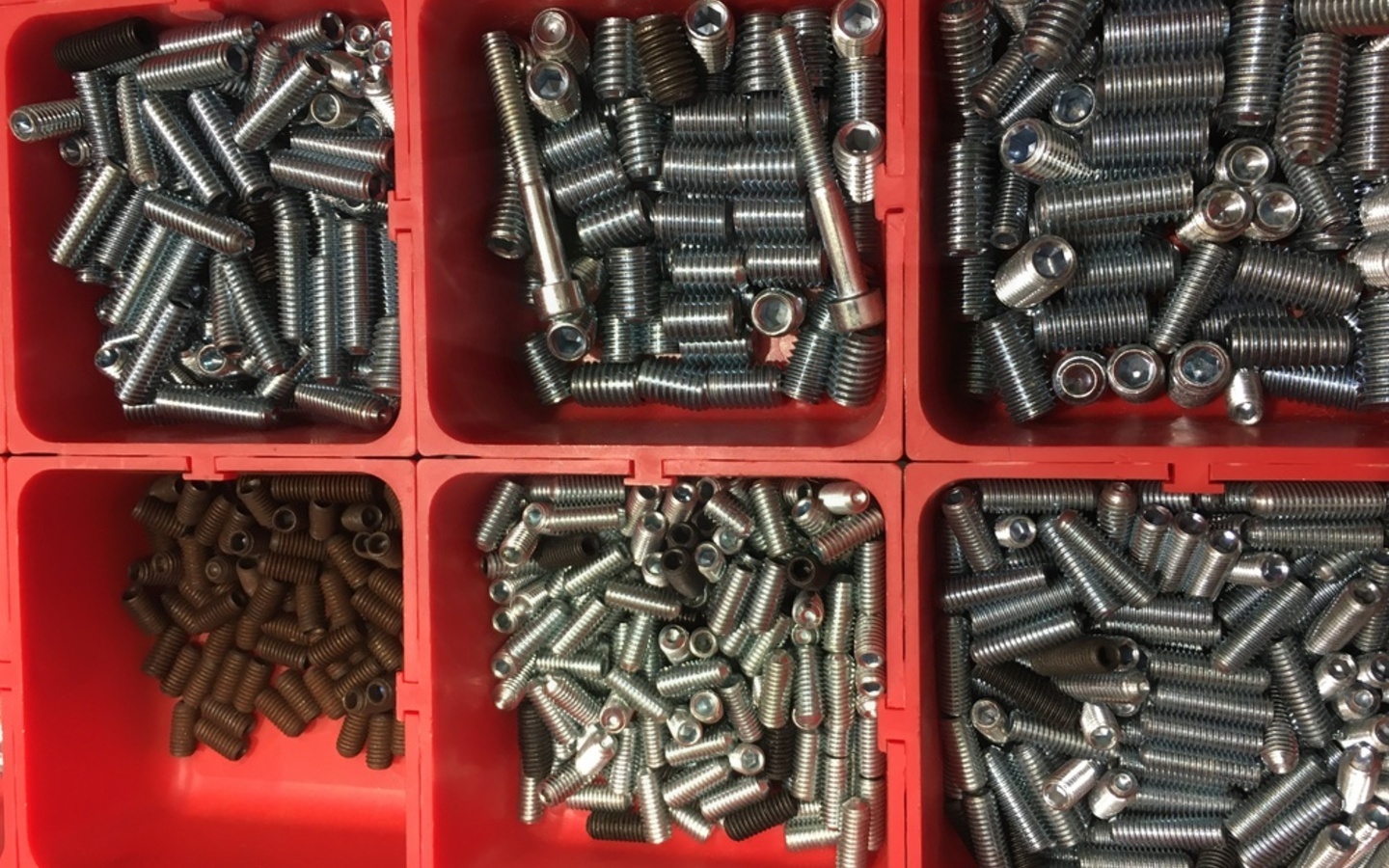 Stelschroeven | Postma